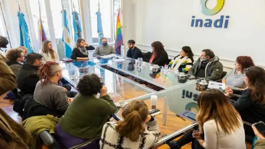El Gobierno oficializó el cierre del INADI: "Faltaba su muerte ...